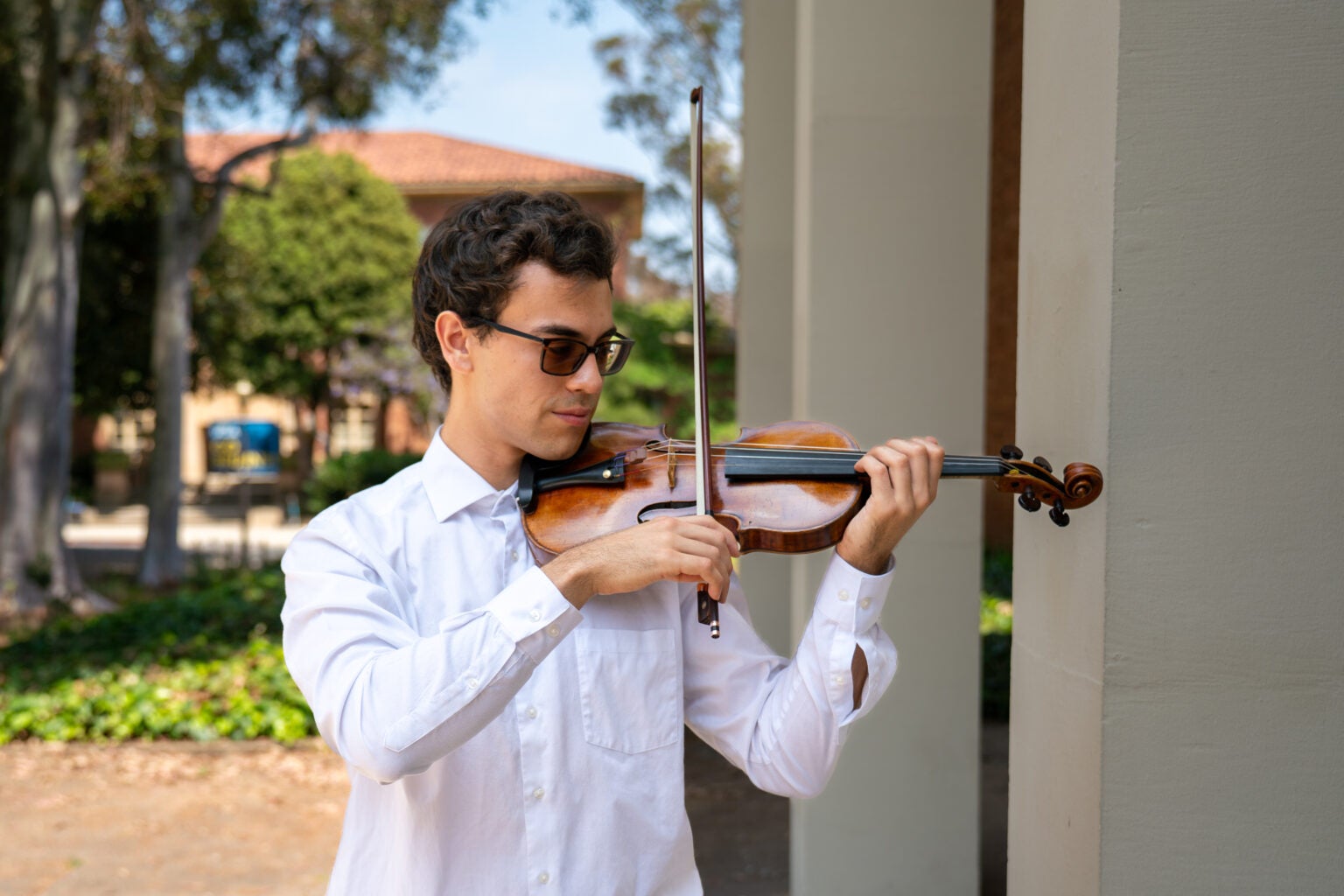 Gabriel Esperon, Violin Student, Appointed LA Phil Resident Fellow ...